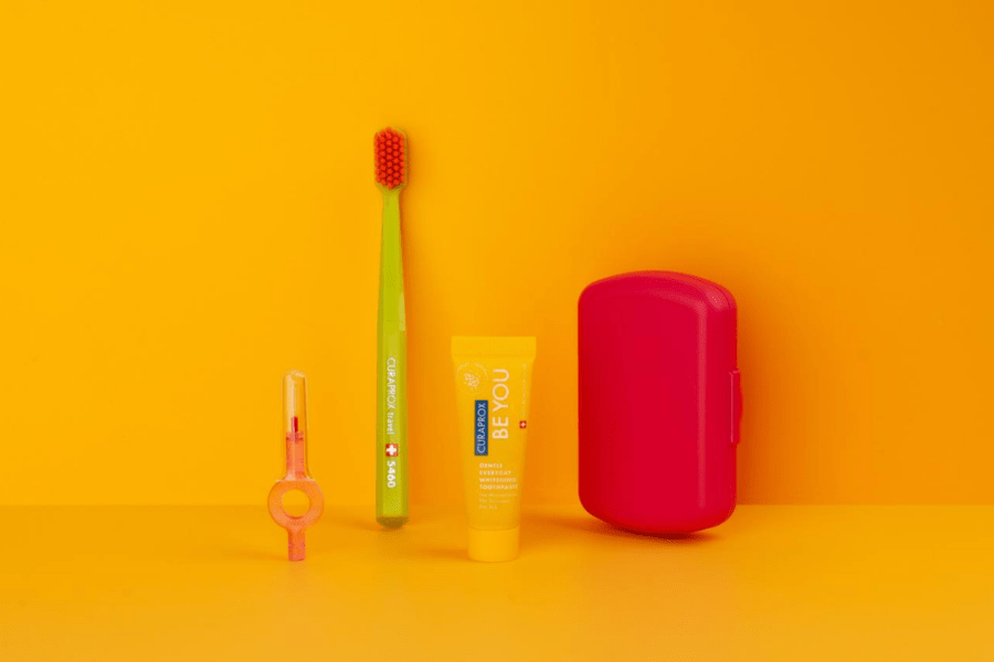 ชุดดูแลสุขภาพช่องปาก CURAPROX Travel Set - The Red Box